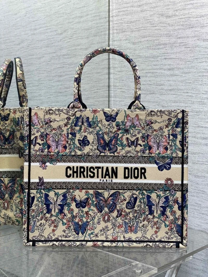 Christian Dior Shopping Bags
