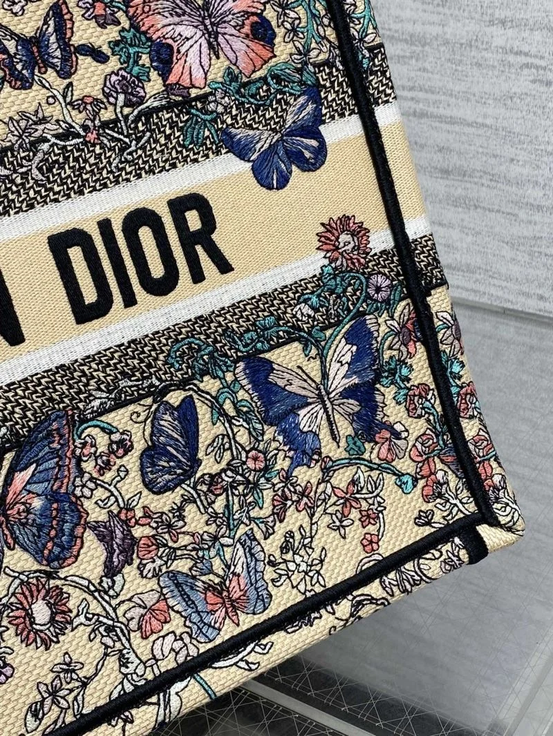 Official Christian Dior Shopping Bags