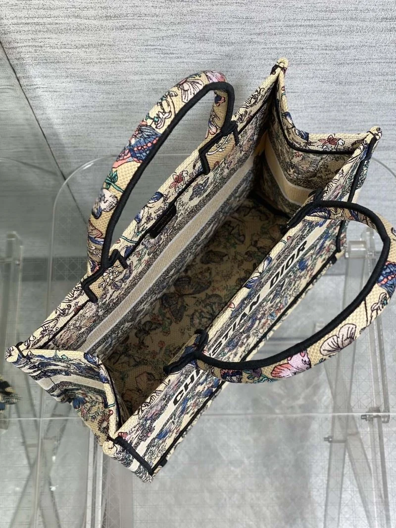 Official Christian Dior Shopping Bags
