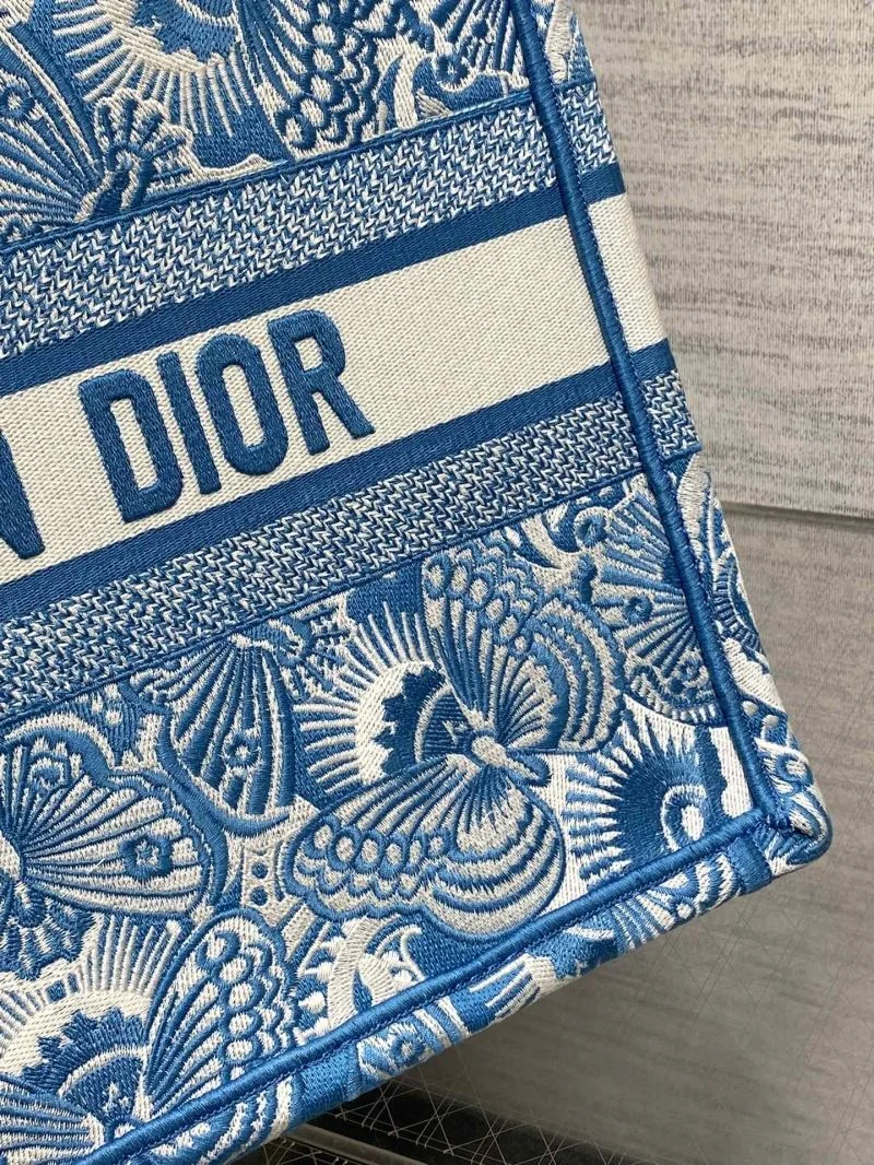 Legit Christian Dior Shopping Bags