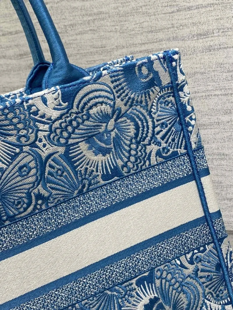 Legit Christian Dior Shopping Bags
