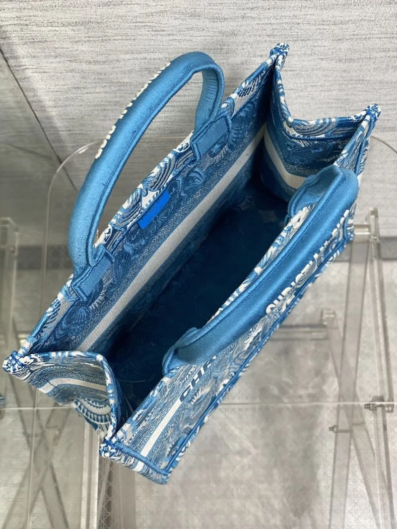 Legit Christian Dior Shopping Bags