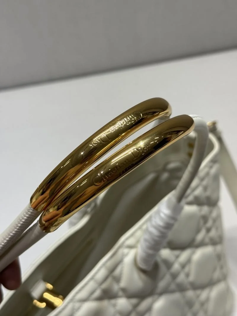 Inexpensive Christian Dior Shopping Bags