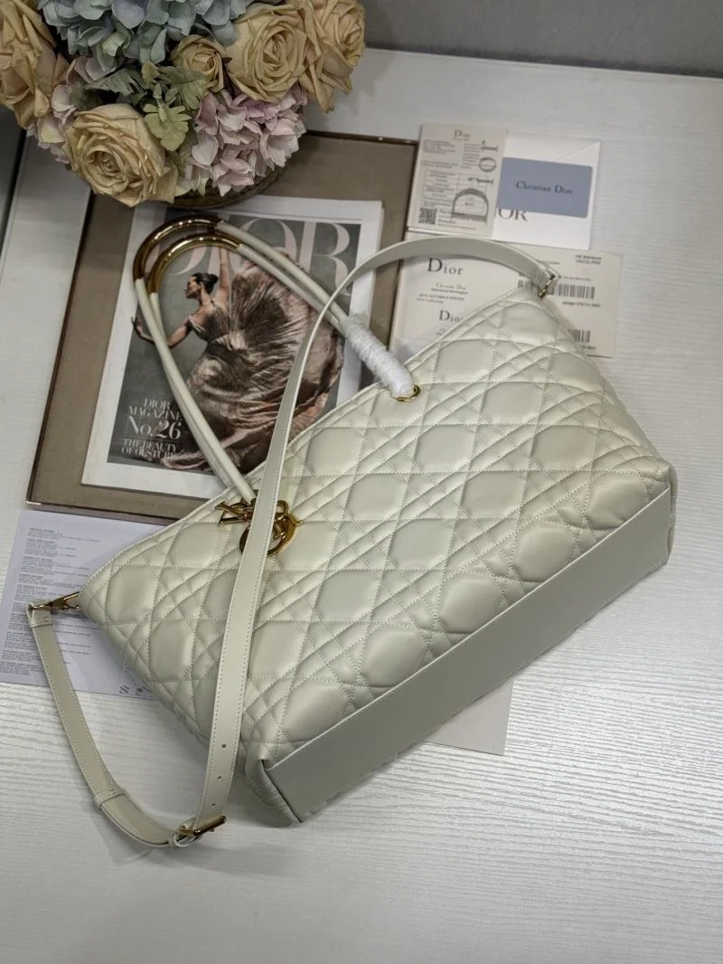 Inexpensive Christian Dior Shopping Bags