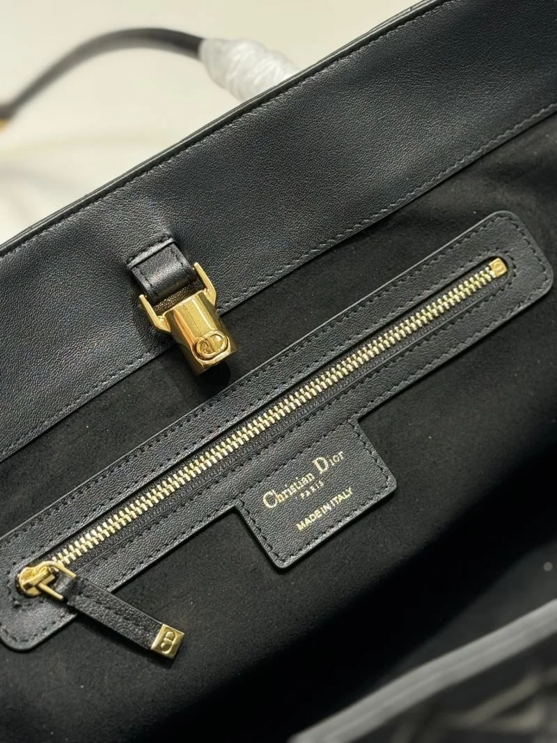 Official Christian Dior Shopping Bags
