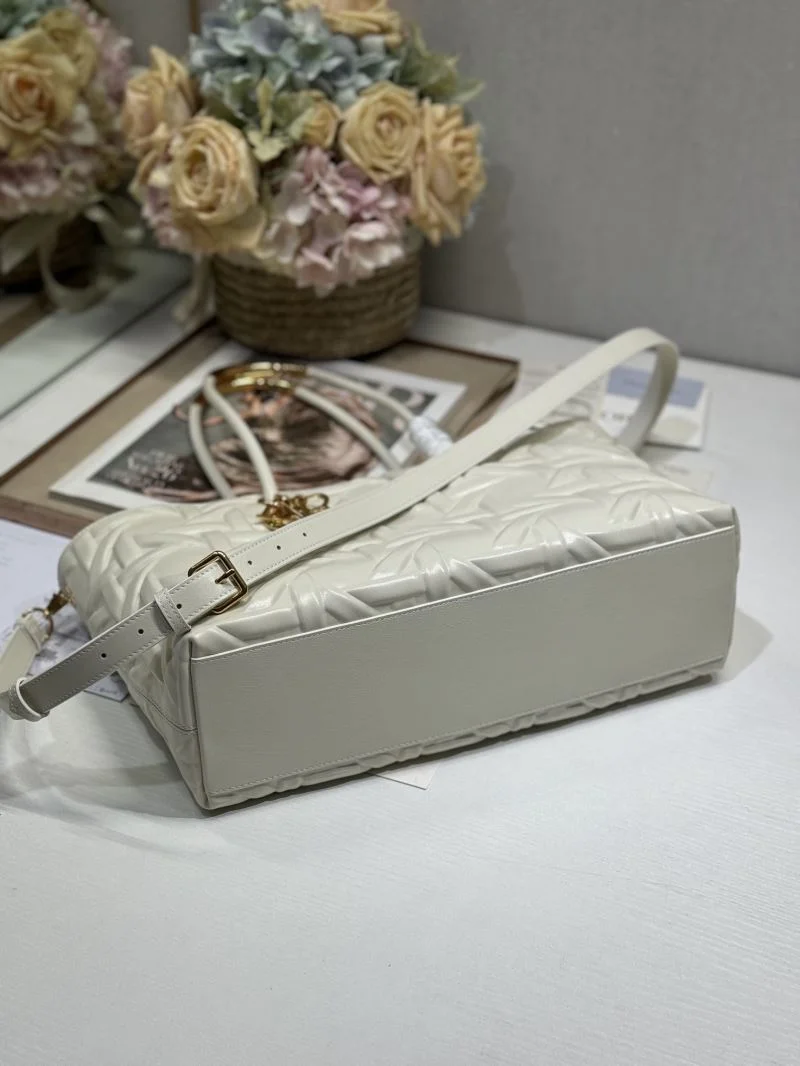 Indistinguishable Christian Dior Shopping Bags