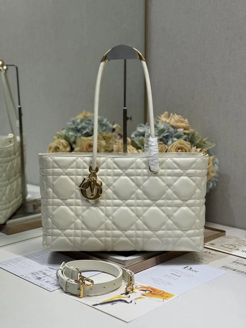 Christian Dior Shopping Bags