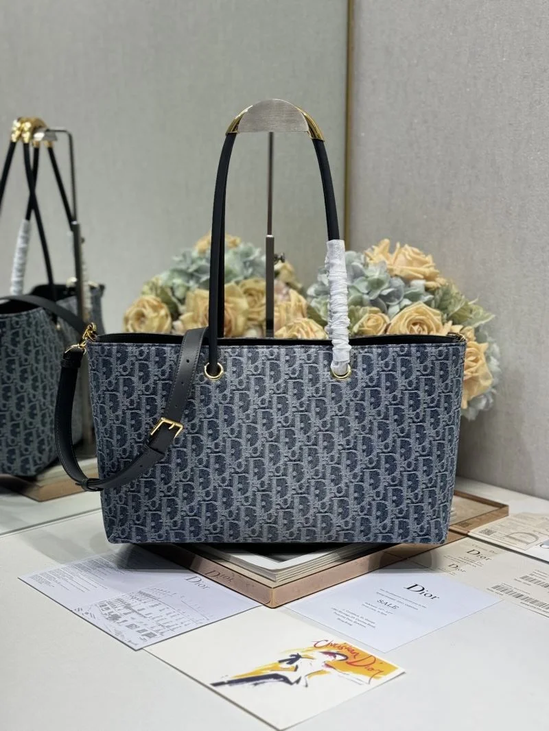 Christian Dior Shopping Bags