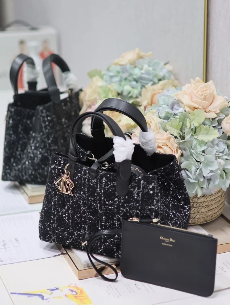 Top mirror Christian Dior Shopping Bags