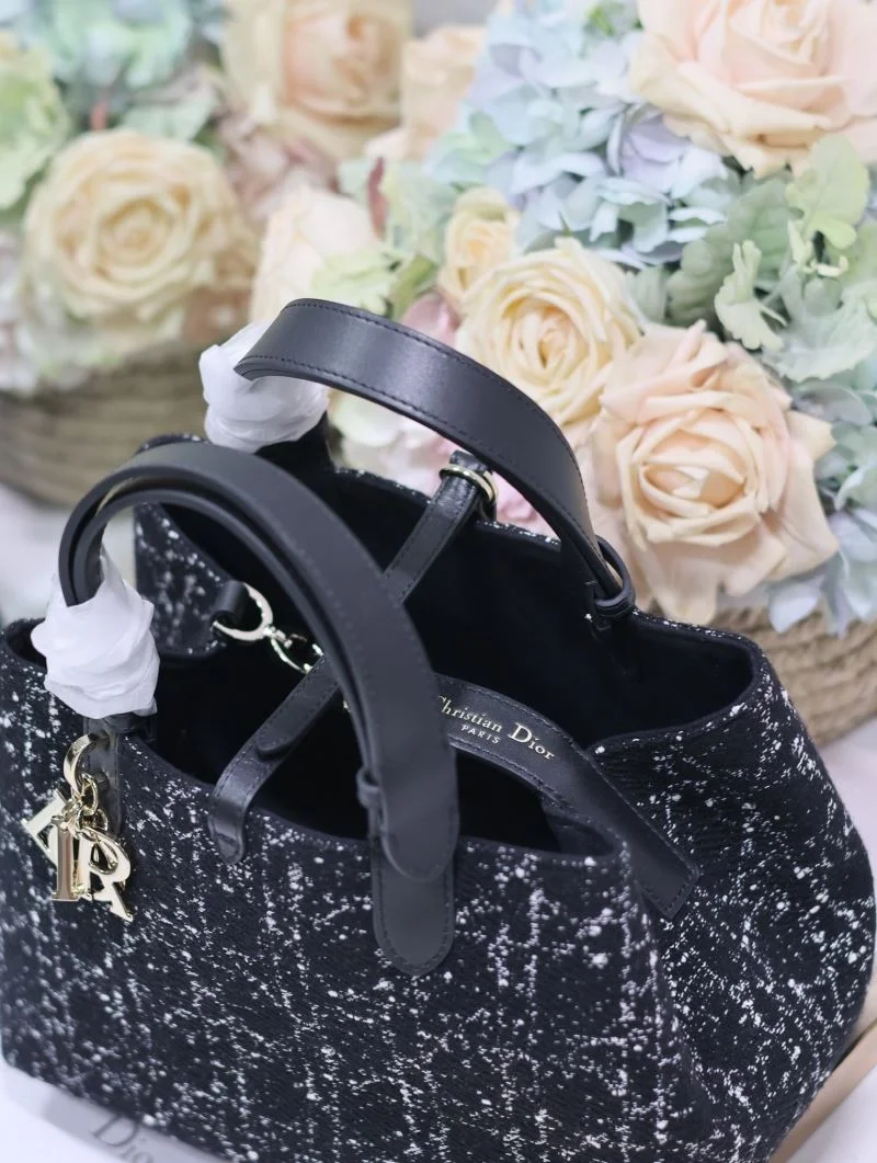 Top mirror Christian Dior Shopping Bags