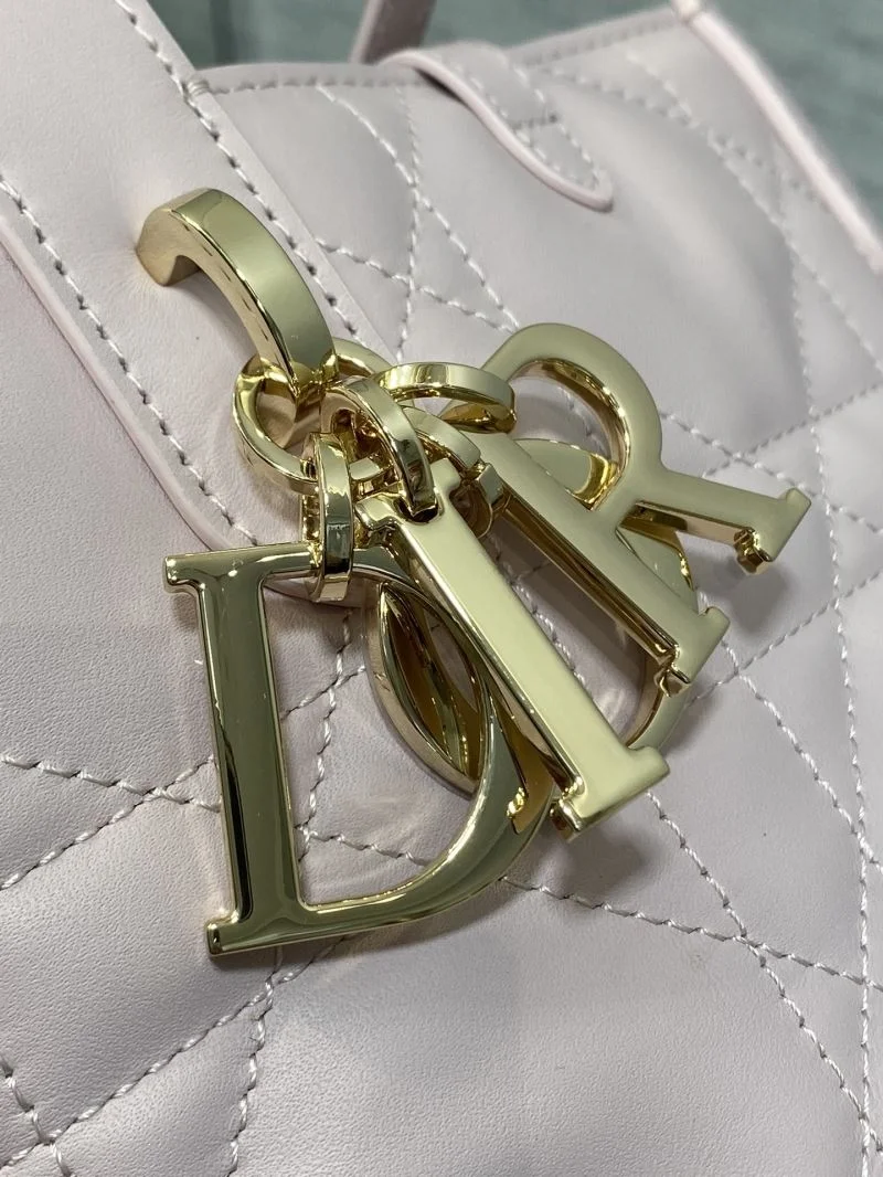 Exact replica Christian Dior Shopping Bags