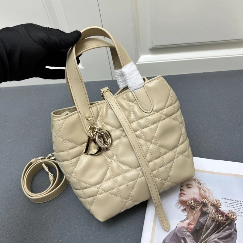 High fidelity Christian Dior Shopping Bags