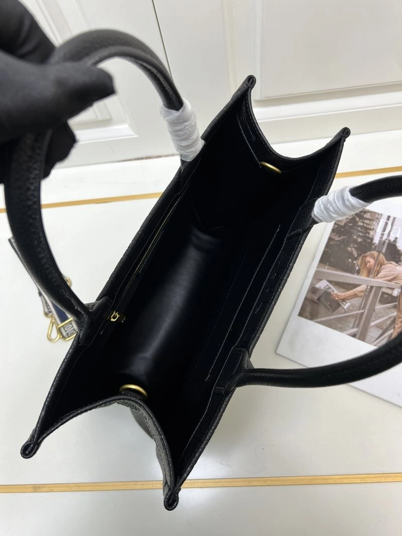 Inexpensive Christian Dior Shopping Bags