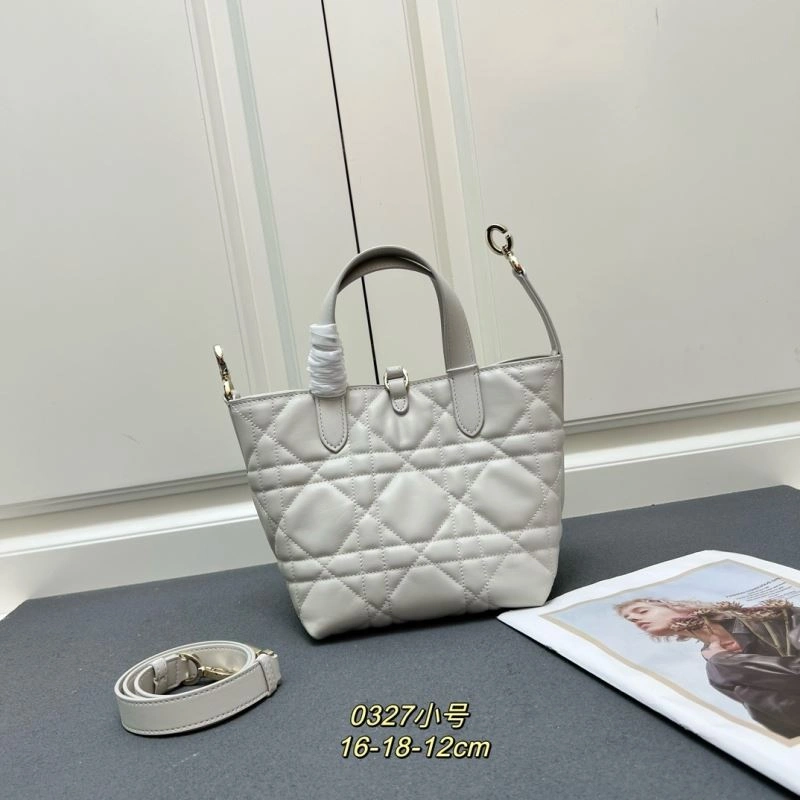 Top match Christian Dior Shopping Bags