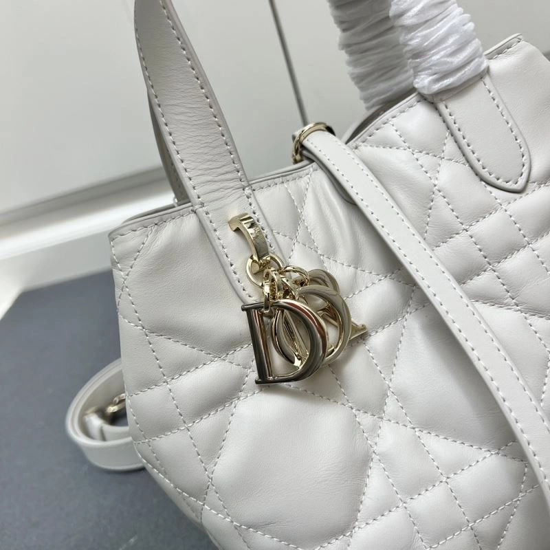 Top match Christian Dior Shopping Bags