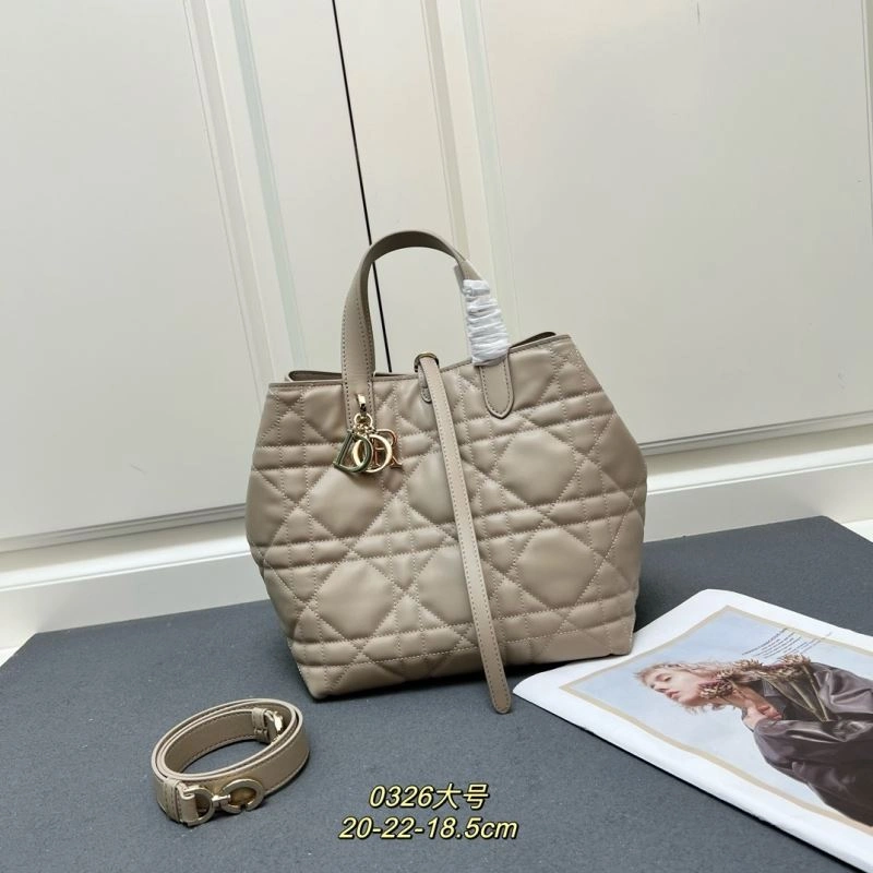 High fidelity Christian Dior Shopping Bags