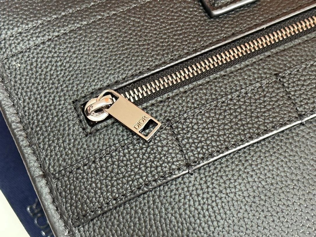 Value-priced Christian Dior Shopping Bags