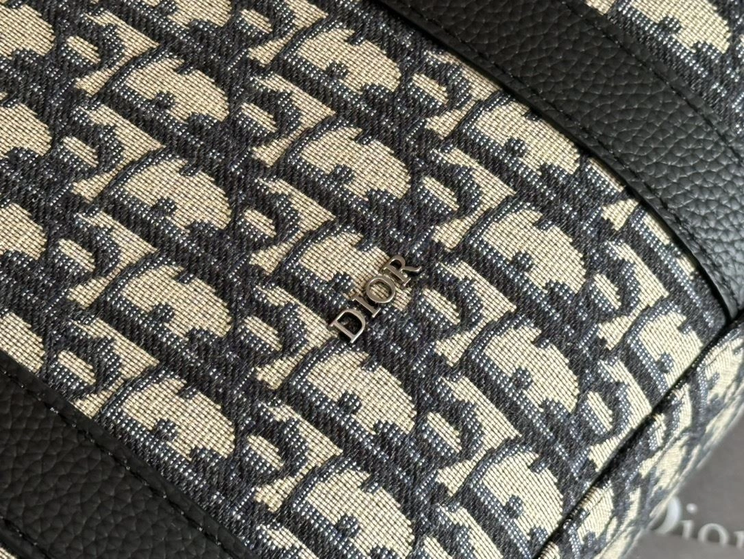 Exact replica Christian Dior Shopping Bags