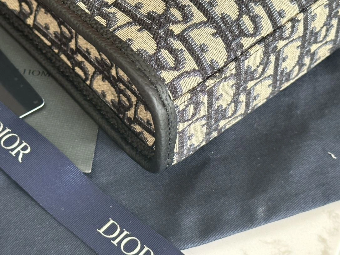 Discounted Christian Dior Shopping Bags