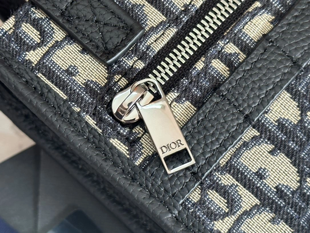 Discounted Christian Dior Shopping Bags