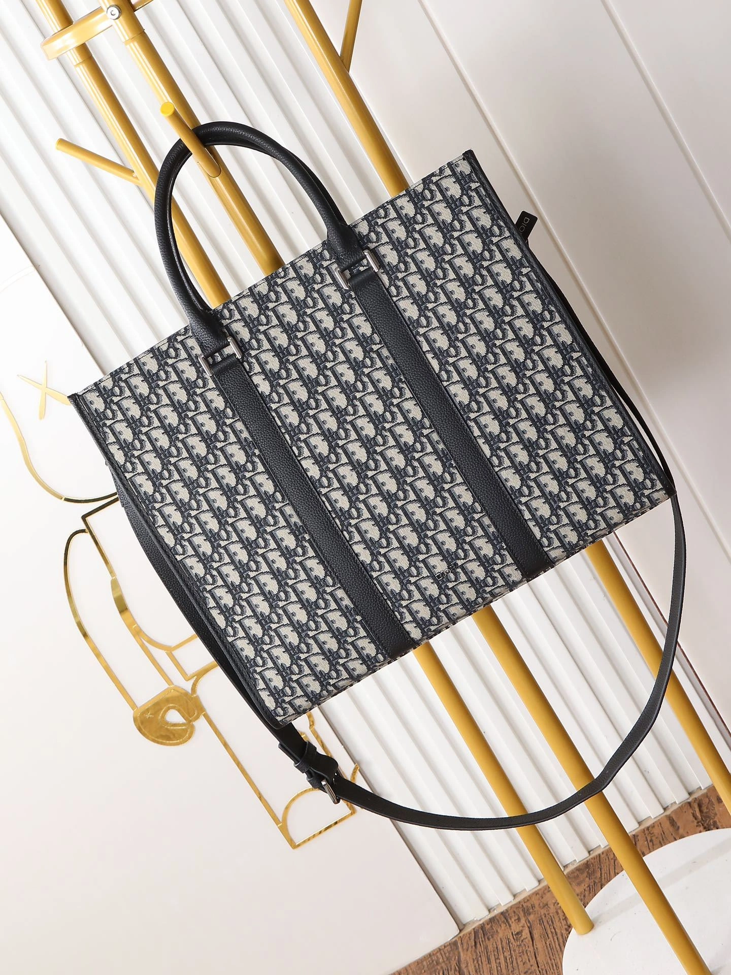 Christian Dior Shopping Bags