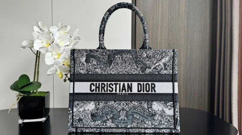 Christian Dior Shopping Bags