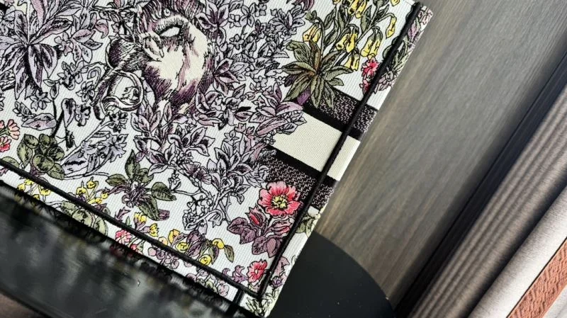 Reasonably priced Christian Dior Shopping Bags