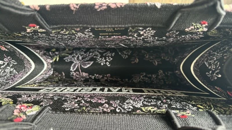 Low-cost Christian Dior Shopping Bags