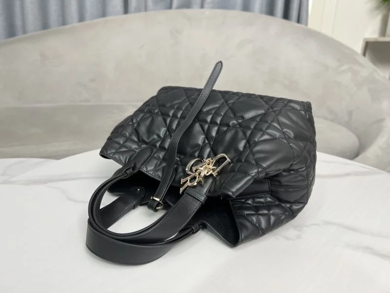 Exact replica Christian Dior Shopping Bags