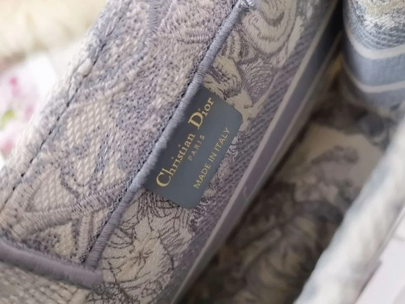 Inexpensive Christian Dior Shopping Bags