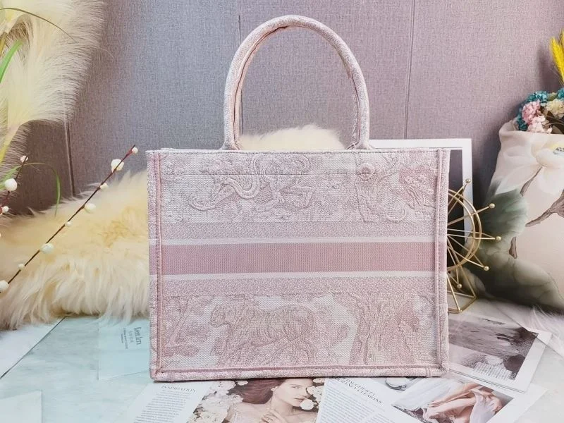Reasonably priced Christian Dior Shopping Bags