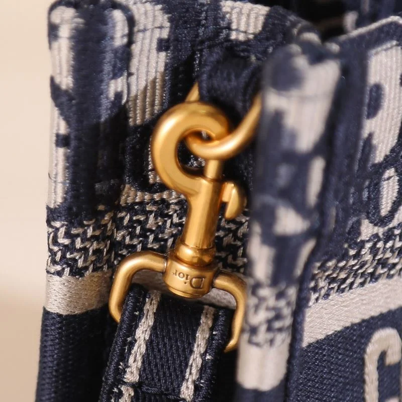 Legit Christian Dior Shopping Bags