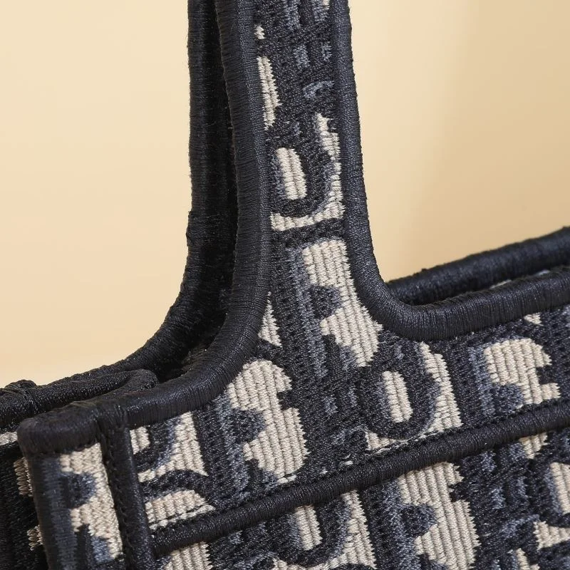 Bargain Christian Dior Shopping Bags
