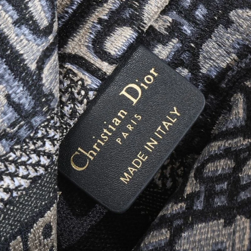 Bargain Christian Dior Shopping Bags