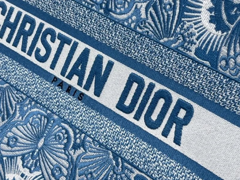 Bargain Christian Dior Shopping Bags