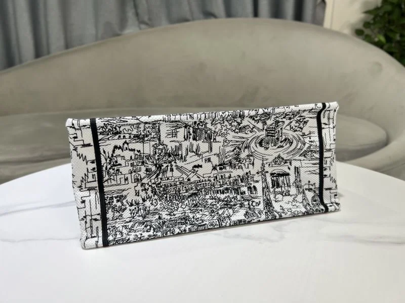 Economical Christian Dior Shopping Bags