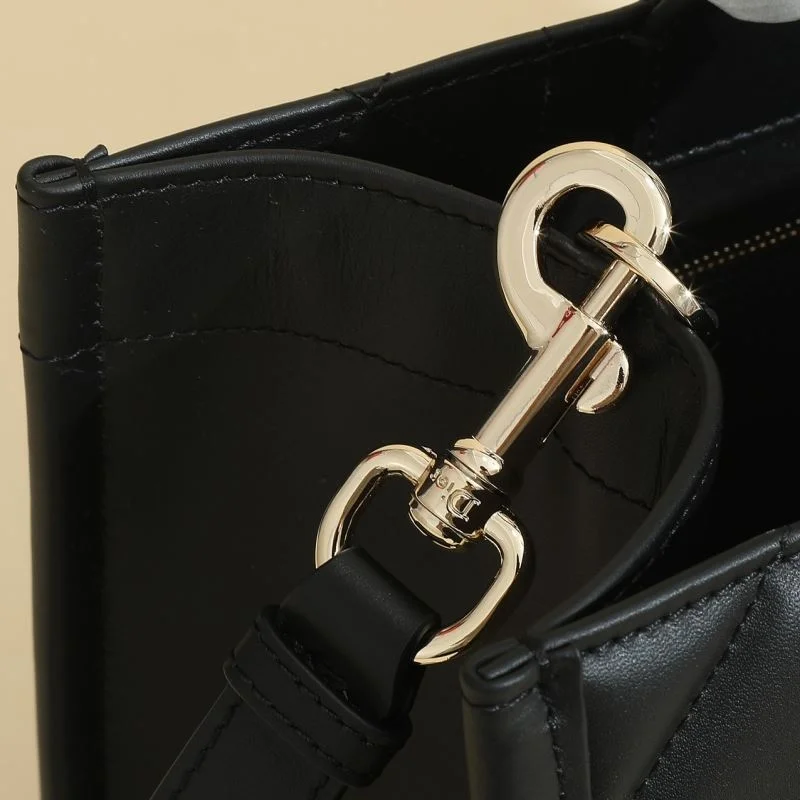 Inexpensive Christian Dior Shopping Bags