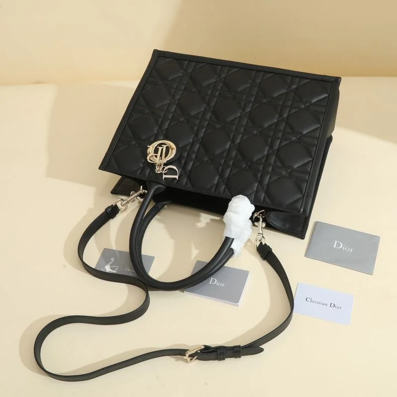 Inexpensive Christian Dior Shopping Bags