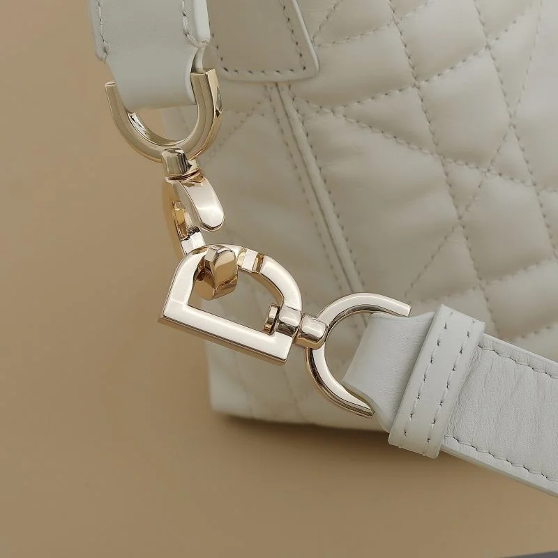 Top match Christian Dior Shopping Bags