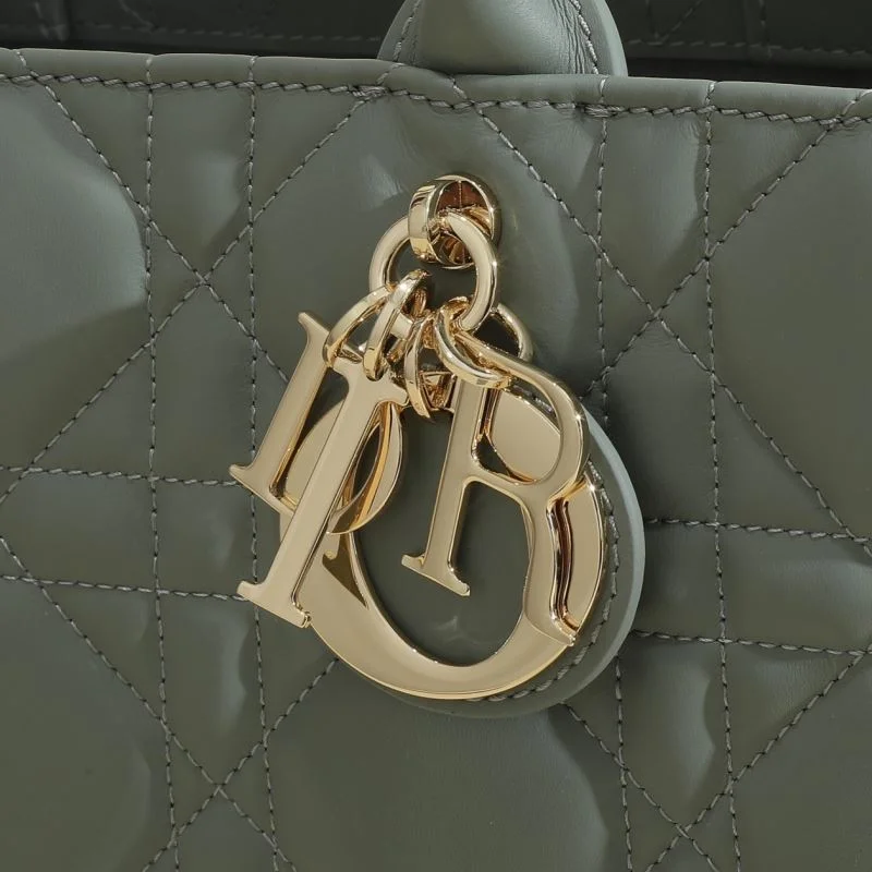 Bargain Christian Dior Shopping Bags