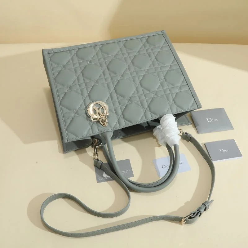 Bargain Christian Dior Shopping Bags