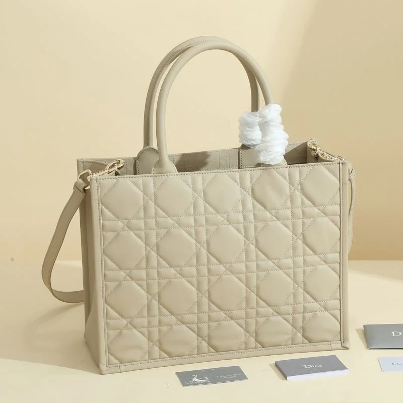 Exact replica Christian Dior Shopping Bags