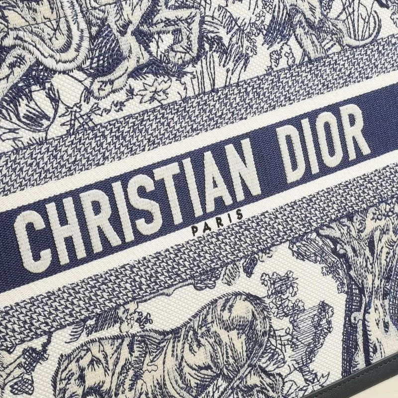 Cut-rate Christian Dior Shopping Bags