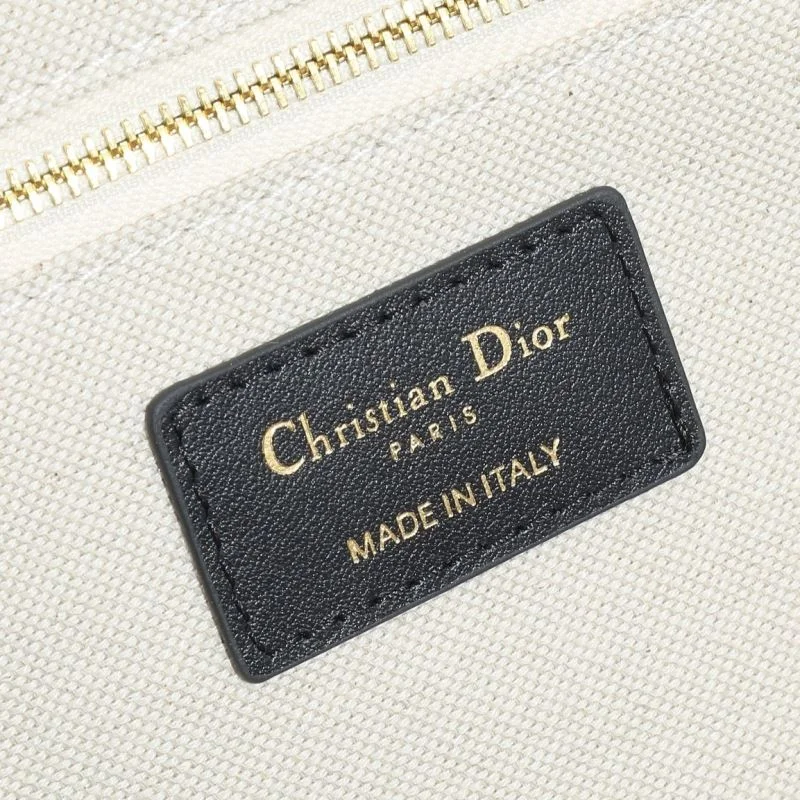Cut-rate Christian Dior Shopping Bags