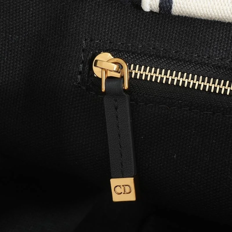 Economical Christian Dior Shopping Bags
