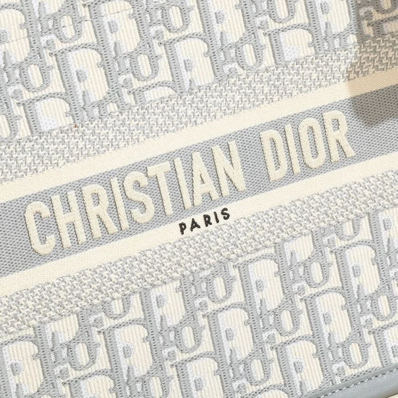 Cut-rate Christian Dior Shopping Bags