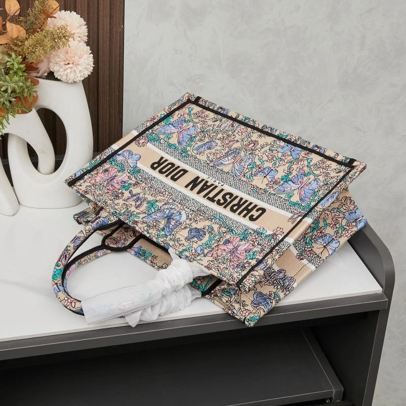 Official Christian Dior Shopping Bags