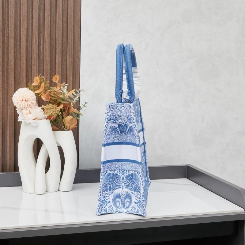 Inexpensive Christian Dior Shopping Bags