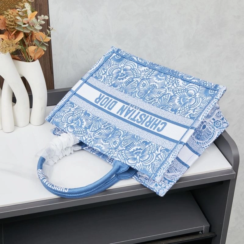 Inexpensive Christian Dior Shopping Bags