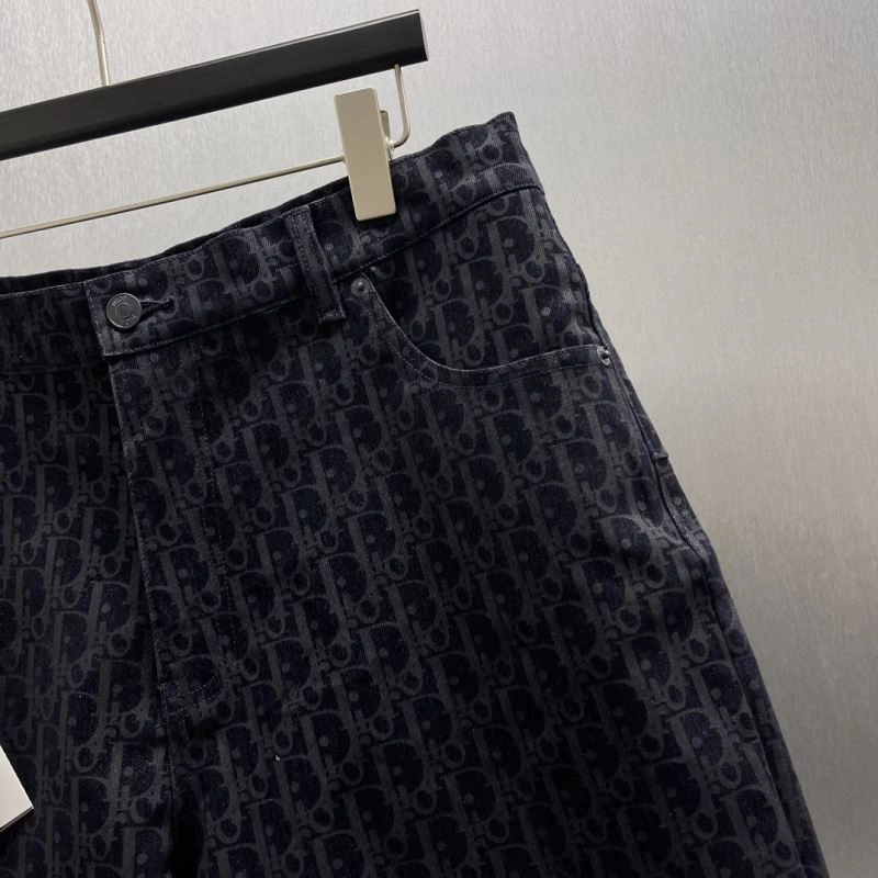 Indistinguishable Christian Dior Short Pants